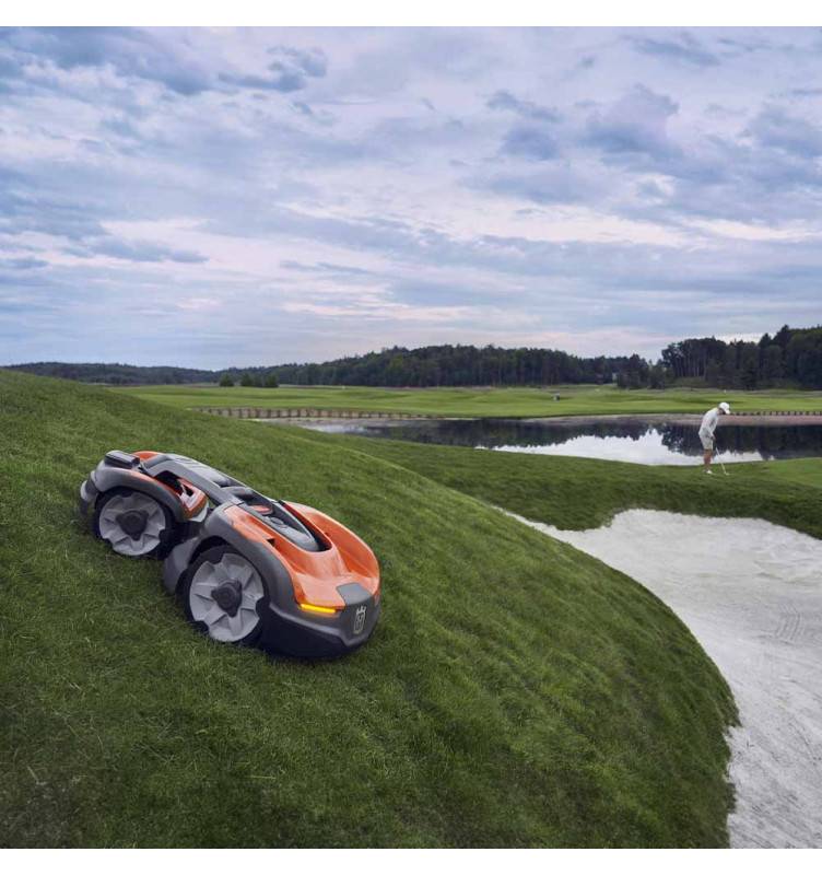 Robot de tonte Husqvarna AM 535 AWD | Jolivet